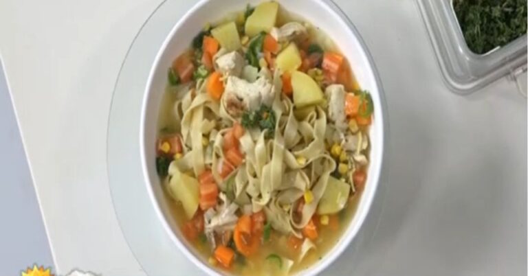 Chef Héctor Acosta comparte receta de sopa de pollo con fideos para ...